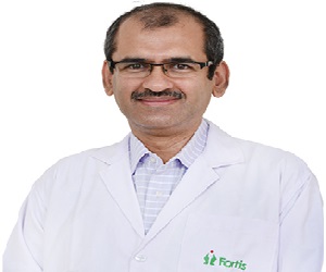 Dr. Atul Limaye Cardiologist in Fortis Mumbai India